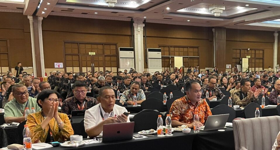 Pembukaan Back to The Altar & Bible Conference 2024 Dihadiri 805 ...